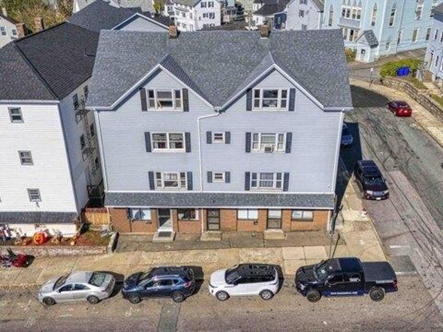 12 bedroom, Fall River MA 02724 102593170