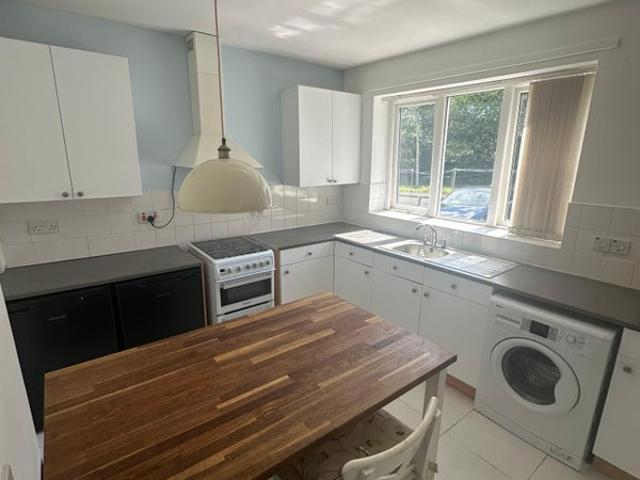 1/2 Bedroom Flat/ Rent/ NE4/ Close to City Center