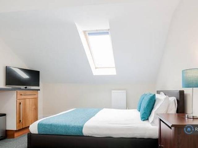 12 bedroom house share for rent in Lugsdale Road Widnes WA8