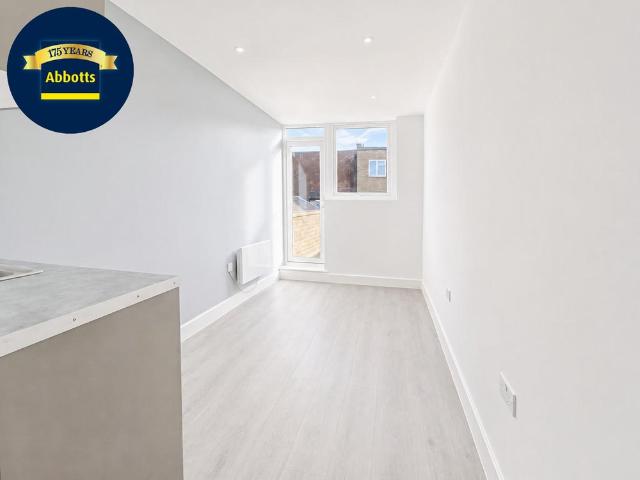 12 bedroom house share to rent