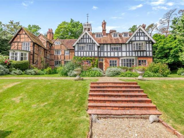 12 Bedroom House