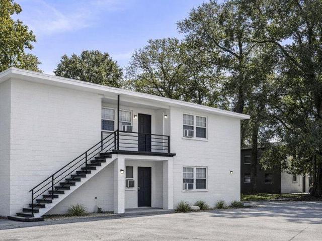 12 bedroom, Jacksonville FL 32209 100973130