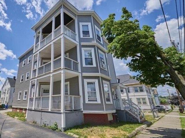 12 bedroom, Lynn MA 01905 105105762