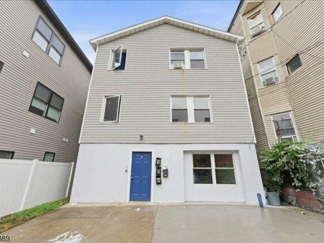 12 bedroom, Paterson NJ 07501 104441580