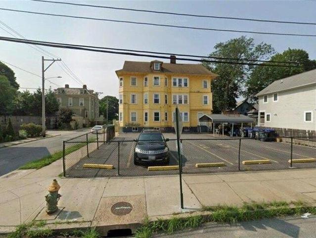12 bedroom, Providence RI 02907 LS102215231