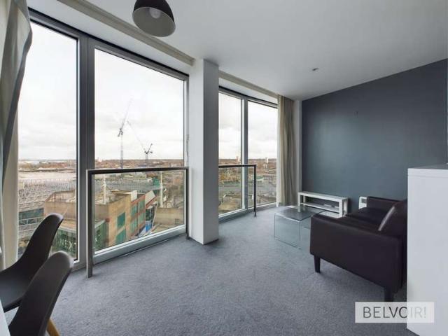 12 Bedroom Studio Flat