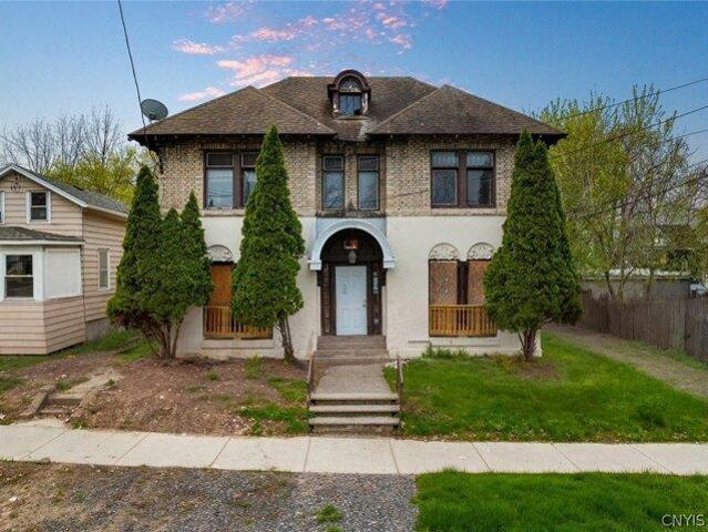 12 bedroom, Syracuse NY 13208 104908637