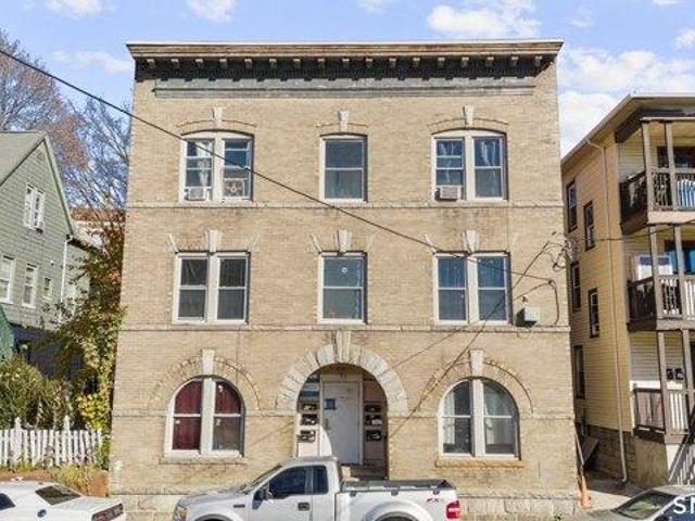 12 bedroom, Waterbury CT 06705 102479180