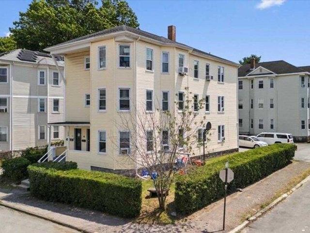 12 bedroom, Worcester MA 01604 104406831