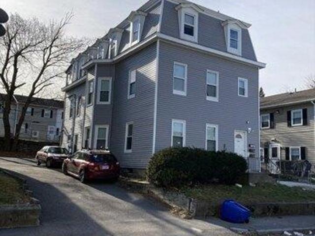 12 bedroom, Worcester MA 01609 103931415