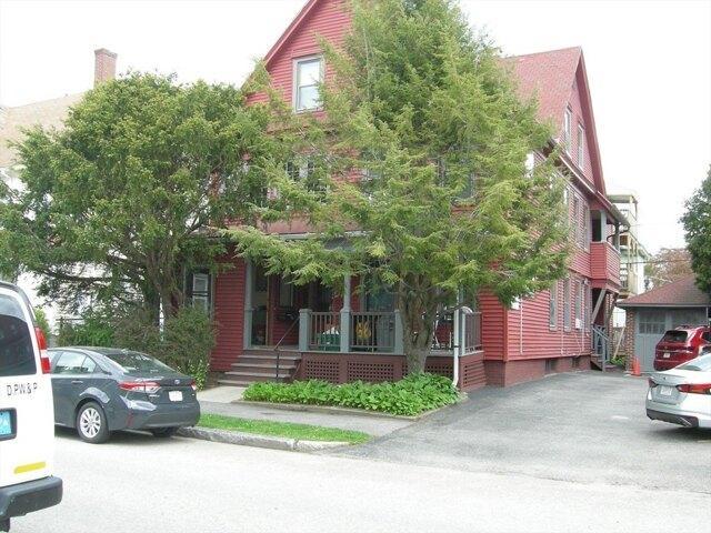 12 bedroom, Worcester MA 01609 LS102633828
