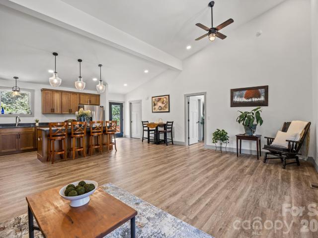 12 Bird Creek Estates Road