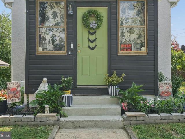 12 Broadship Road