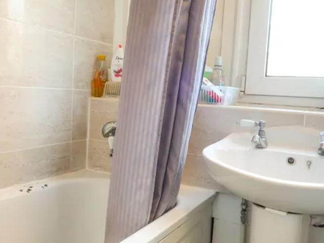 12 Bradwell Street, London, E1 4GP, United Kingdom | 4 bed apartment for rent #165376951 | Rentberry