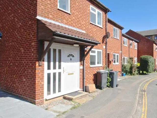12 Brunel Close, London, SE19 3AE, United Kingdom | 2 bed house for rent #139266309 | Rentberry