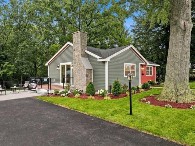 12 Burley Farm Rd, Danvers, MA 01923