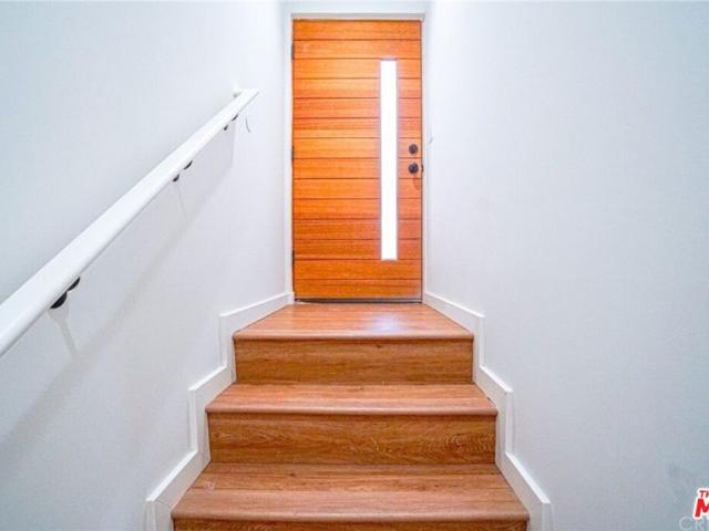 1/2 Calhoun Avenue