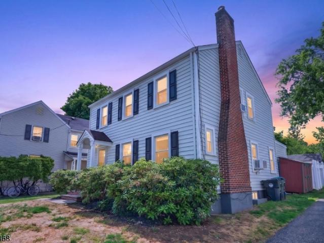 12 Capner St