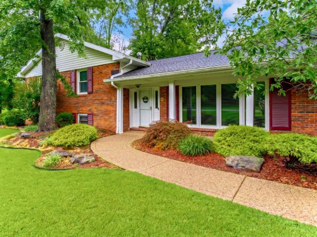 12 Caranza Drive