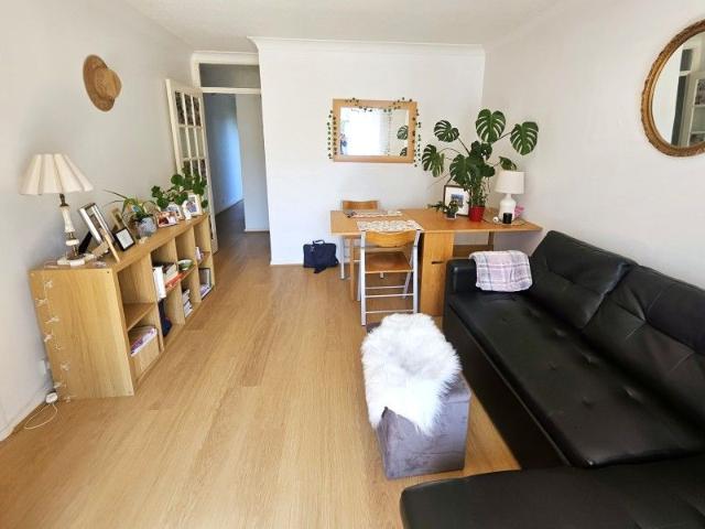 12 Carlton Road, Walton on Thames 1 bedroomProperty for lettings Seymours