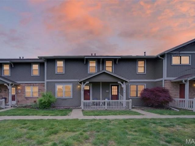 12 Catamaran Dr, Lake Saint Louis, MO 63367
