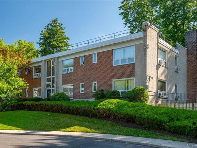 12 Channing Pl Apt 1R, Eastchester, NY 10709