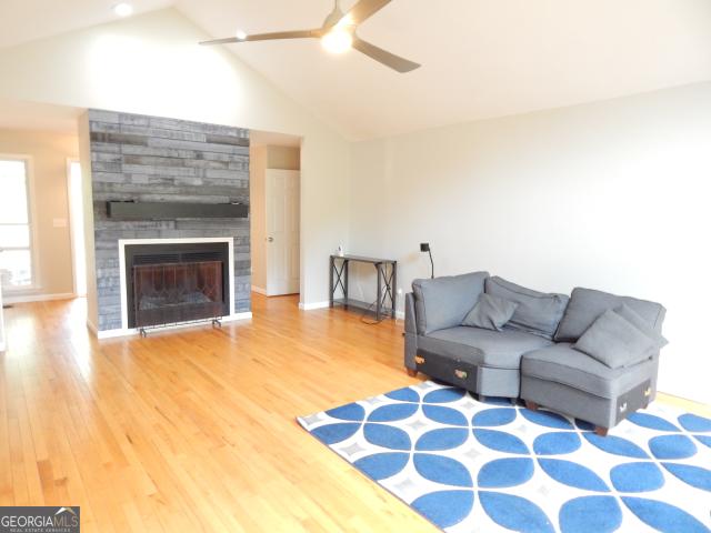 12 Chastain Road
