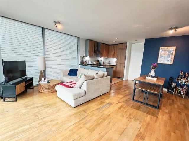 12 Cheapside, Liverpool L2, 2 bed flat to rent, £1,250 pcm | PrimeLocation