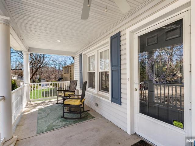 12 Chestnut St, Cresskill, NJ 07626 | Compass