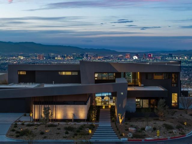 12 Chisel Crest Ct, Henderson, NV 89012 | MLS #2761 | Compass