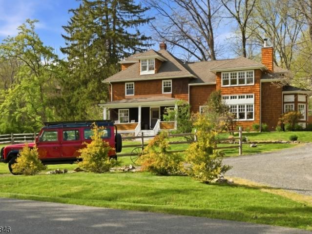 12 Cold Springs Road