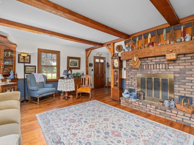 12 Countryside Drive