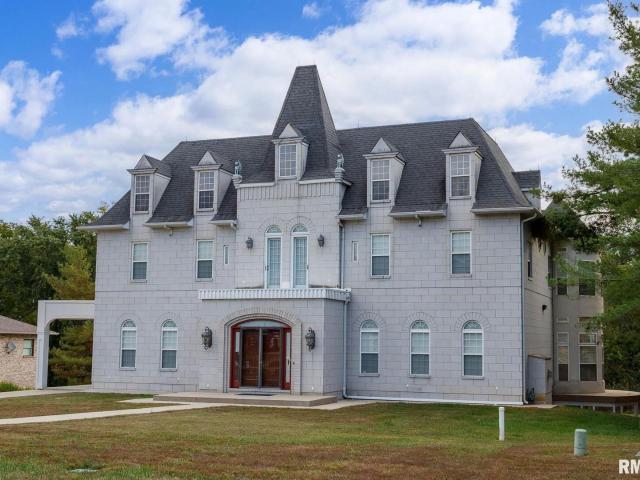 12 Clear Lake Drive