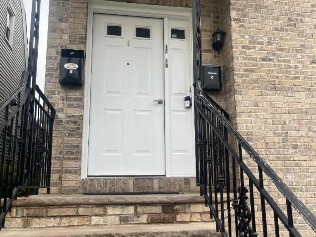 12 Cliff Hill Pl