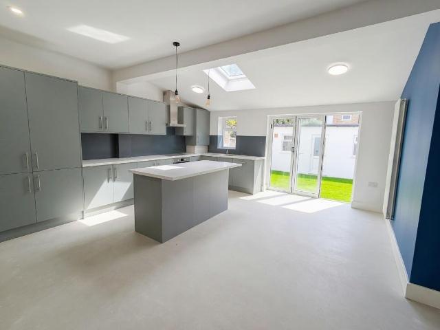12 Dartmouth Road London 2732705