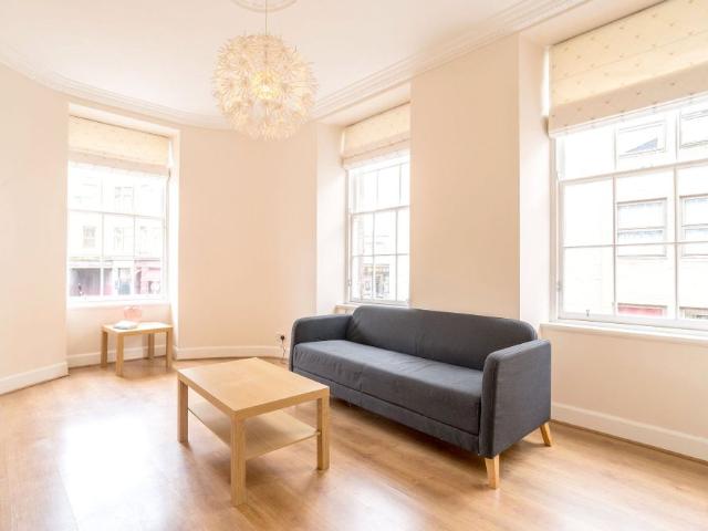 1/2 Dean Street