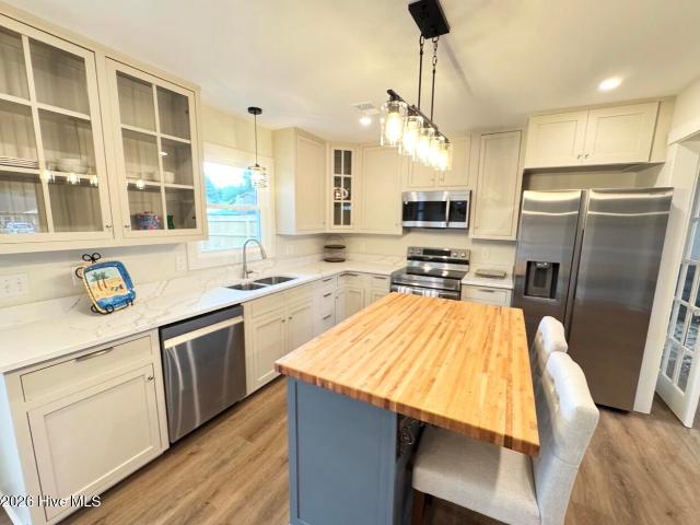 12 Diamond Drive