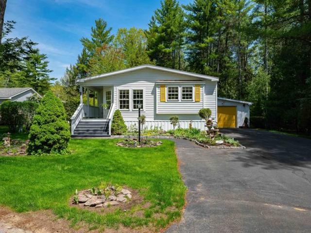 12 Diamondback Dr, Rochester, NH 03868