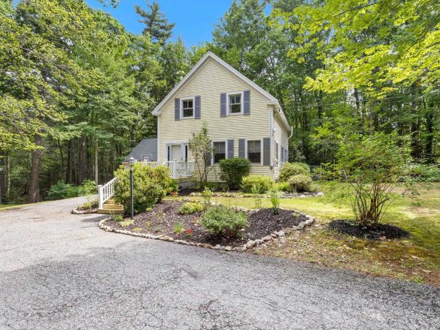 12 Dominic Drive