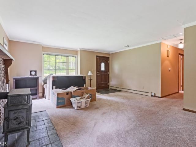 12 Dogwood Dr