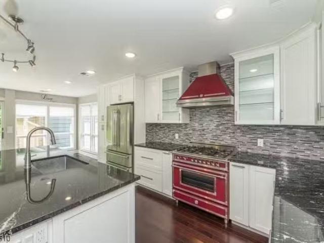1/2 Duplex Esinteraction Fells Twp. NJ 36 Buttonwood Rd