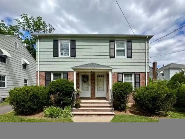 1/2 Duplex Westfield Town, NJ 200 Charles St