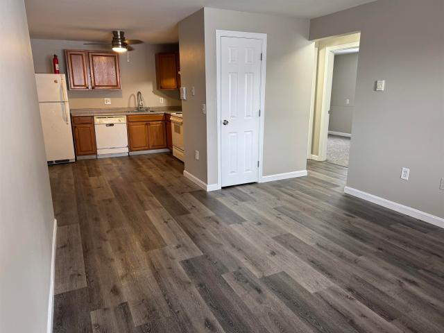 12 E Side Drive # 402