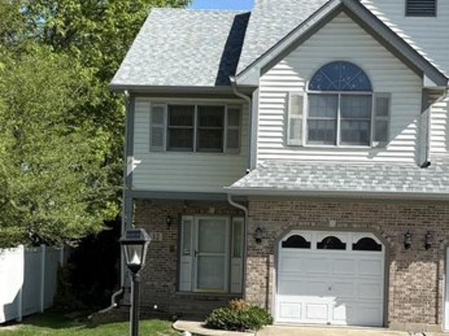 12 E 13th St, Lombard, IL 60148
