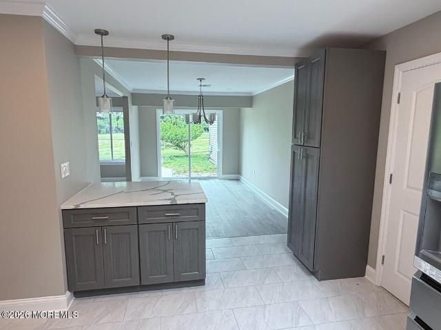 12 Eastport Court
