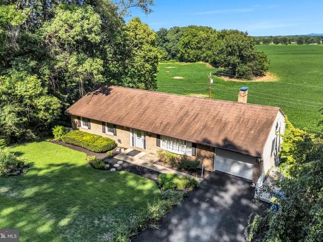 12 Eastwood Drive