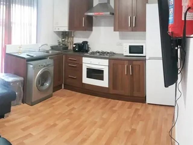 12 Egerton Road, Stockport, M14 6UE, United Kingdom | 2 bed apartment for rent #16538813 | Rentberry
