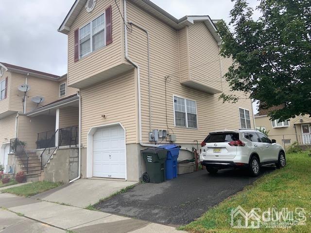 12 Ellen Ave, 3 beds, 3 full baths