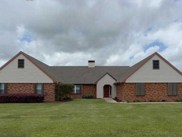12 Elliot Dr, Lockport, LA 70374