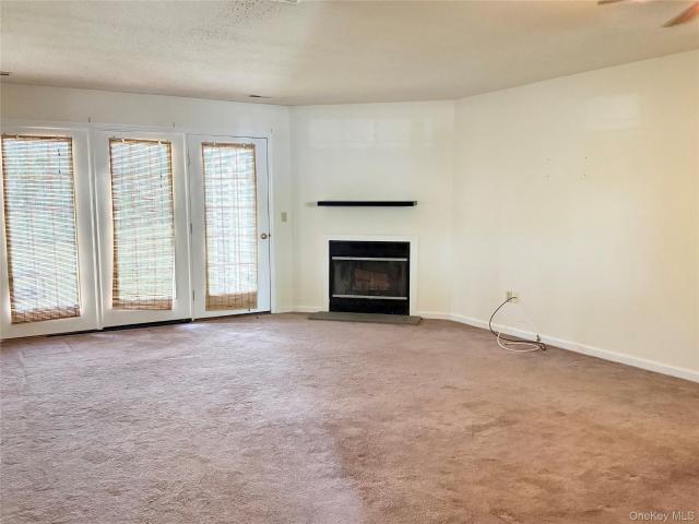 12 Evergreen Way